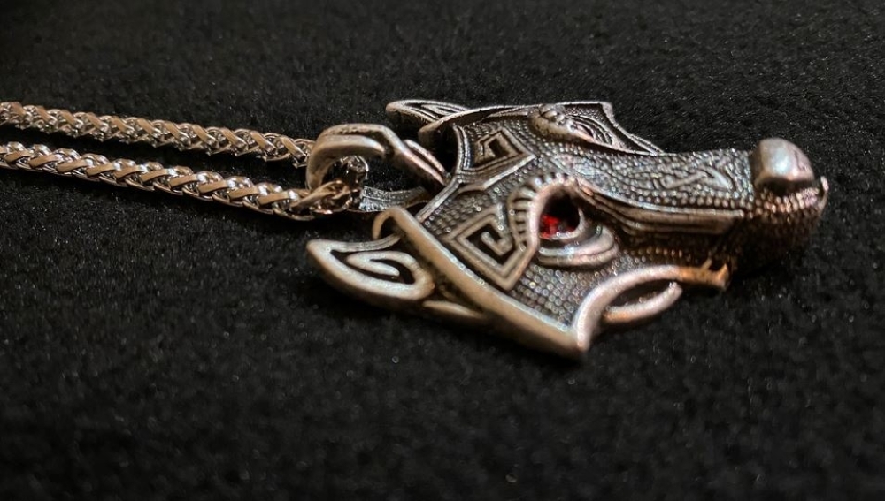 Halskette - Wolfskopf Wikinger - Druck 18 GmbH - Herritage Online-Shop ...